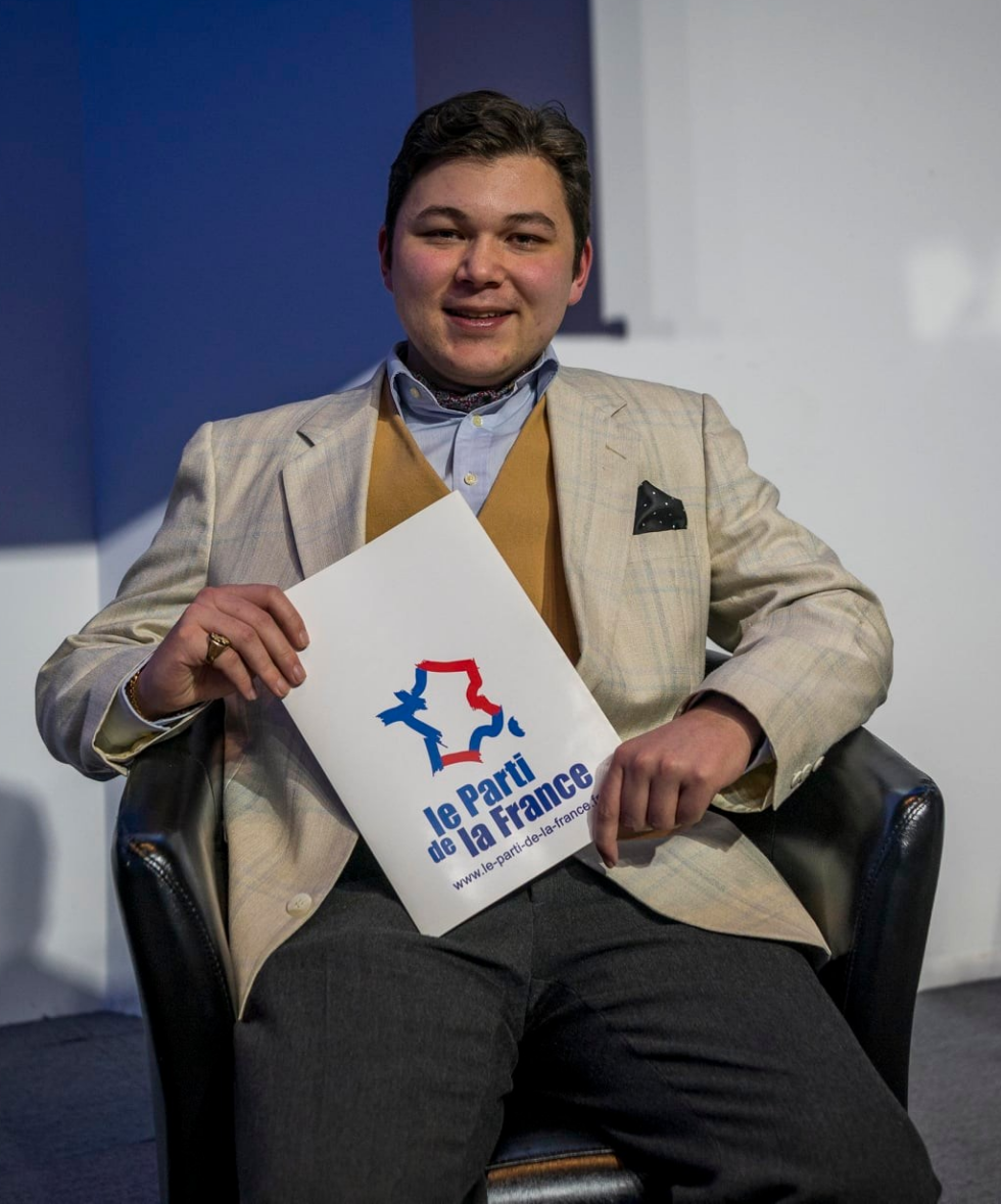 Pierre-Nicolas Nups, candidat du Rassemblement de la droite nationale ...